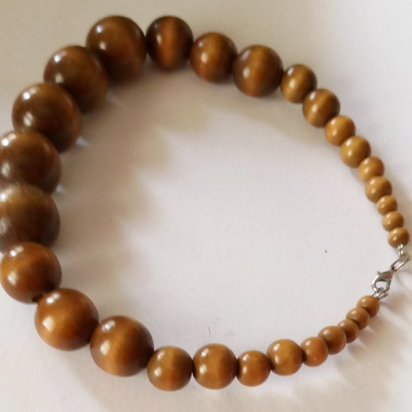 Jewelry | Wooden Beaded Chocker Necklace 14 Inches Vintage Brown Wood ...